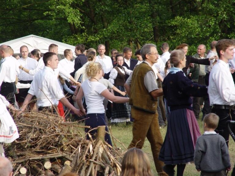 Familie Nothdurft, die AfD und die extreme Rechte in Dessau-Roßlau ...